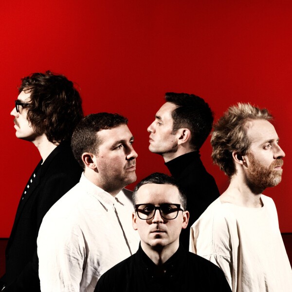 iFLYER: Hot Chip - BAND