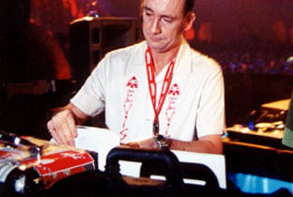 iFLYER: John Kelly - DJ